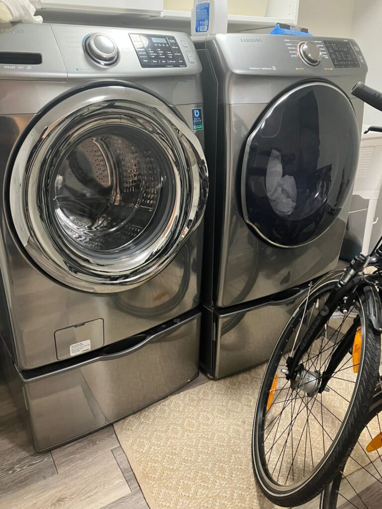 Troubleshooting Your Washing Machine: 5 Signs it Needs Repair